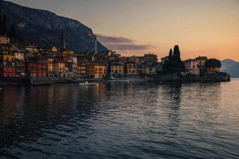 Best Sunset Spots in Lake Como: Where to Watch Golden Hour Magic ...
